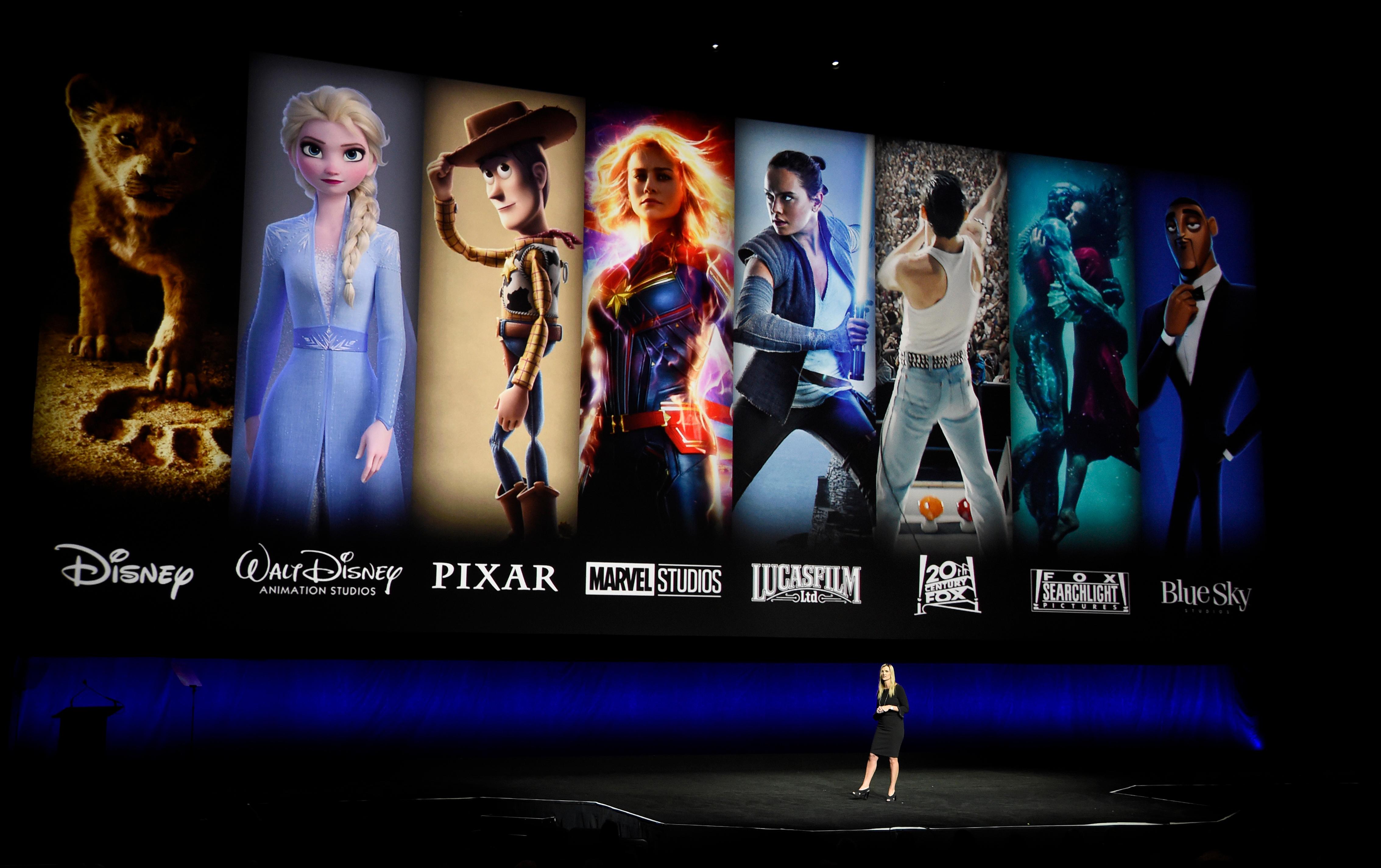 Disney создал новый Netflix: любимые фильмы от Pixar и Marvel теперь в ...